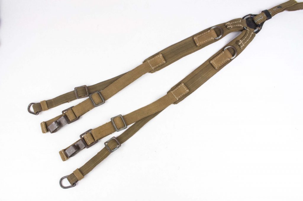 Tropical Y-straps – Late wire hook – fjm44