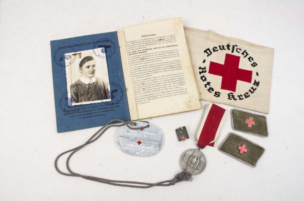 Nice Deutsches Rotez Kreuz grouping – fjm44