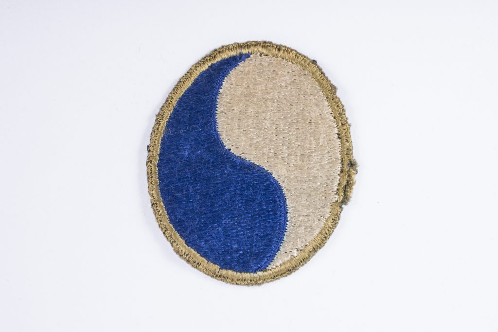 US 29th Infantry division patch – Rare oval blackback variant – fjm44
