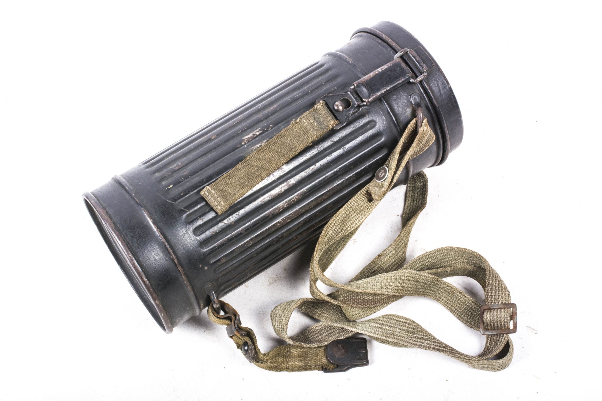 Named field repainted tall M38 gasmask to a Goliath unit – fjm44