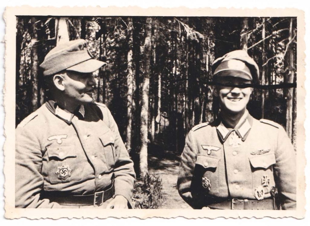 Heer Knights cross and Deutsches Kreuz in gold photograph Major Werner ...