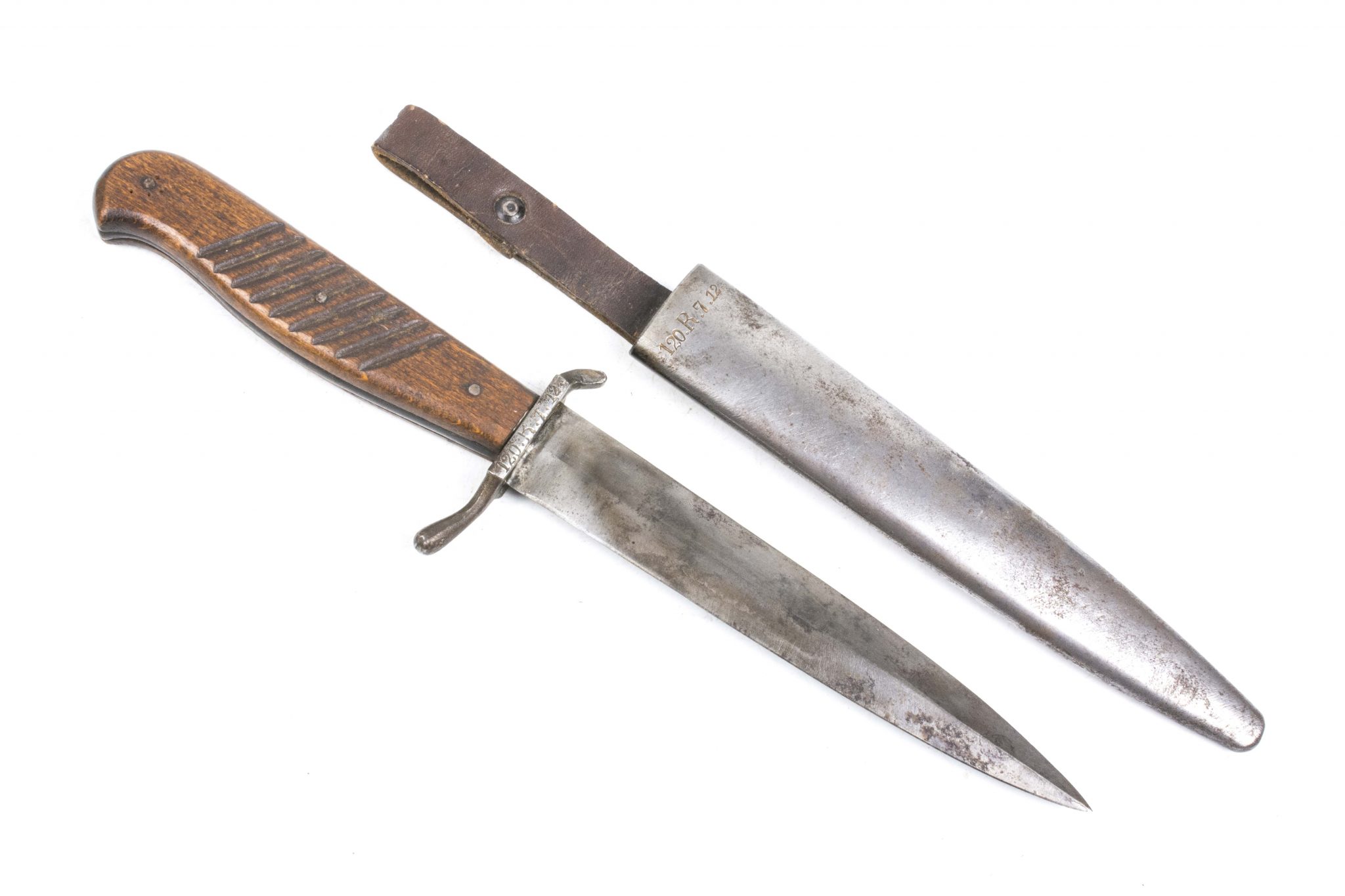 First world war German fighting knife with unit markings – fjm44