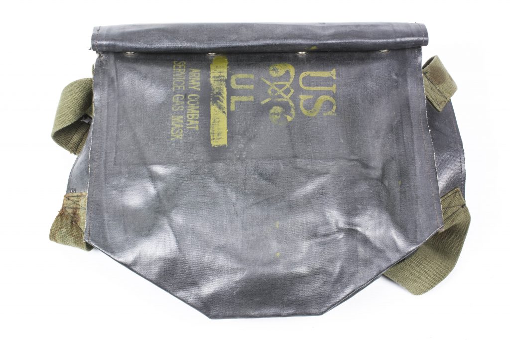 Rare US M7 army assault gas mask bag – fjm44