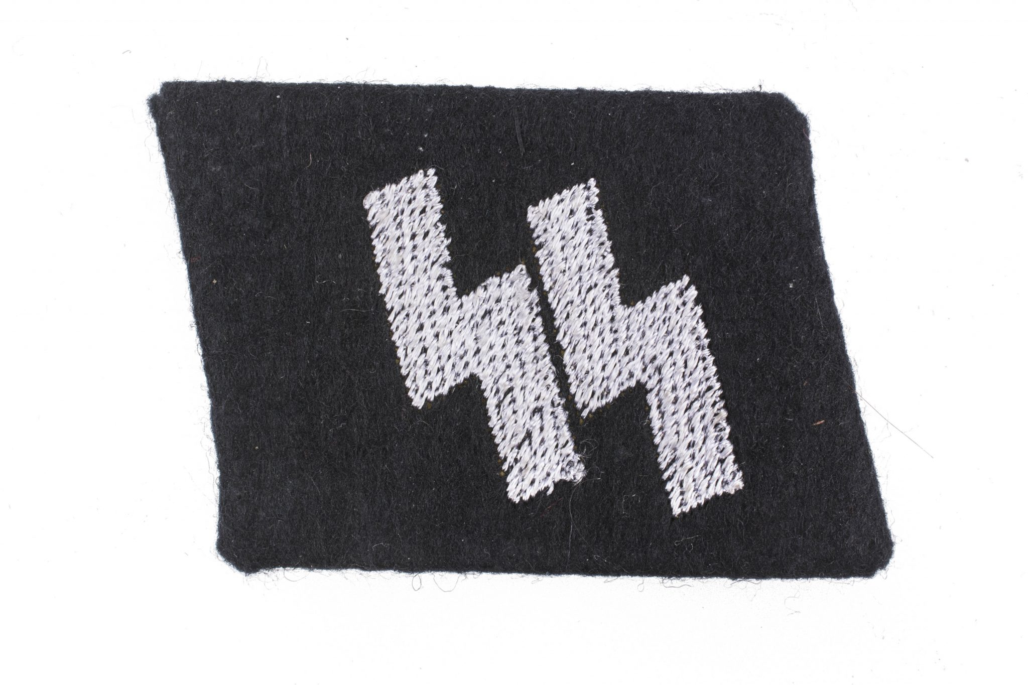 Rare variant Waffen-SS EM / NCO runic collar tab – fjm44