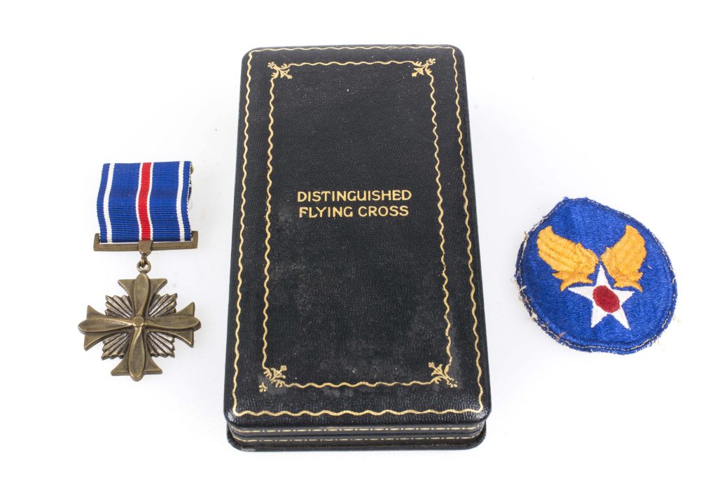 US Distinguished flying cross with case – fjm44