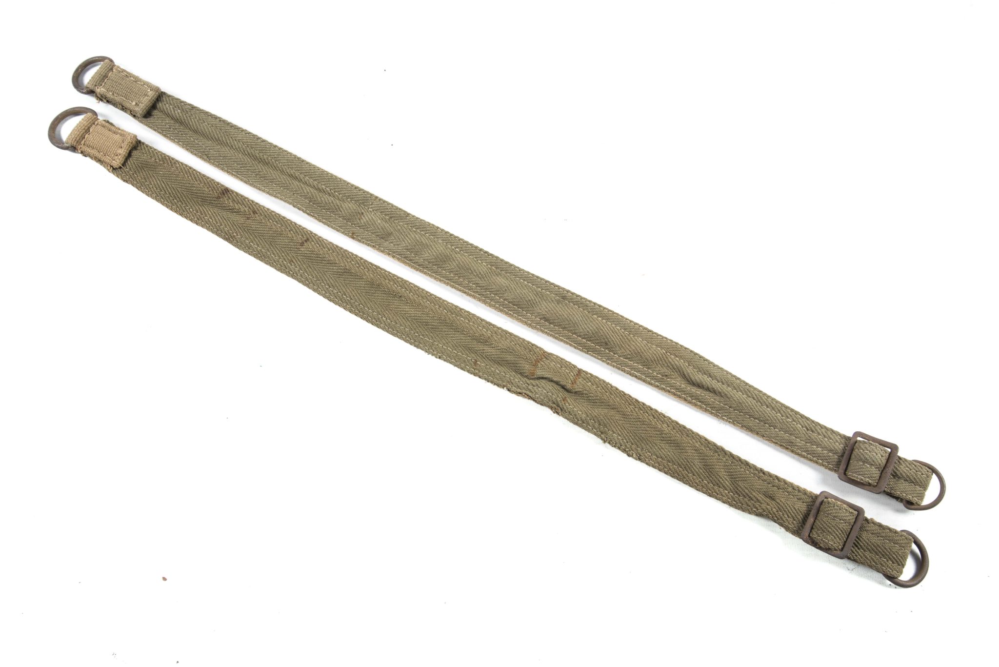 Late war M44 rucksack straps from captured material – fjm44