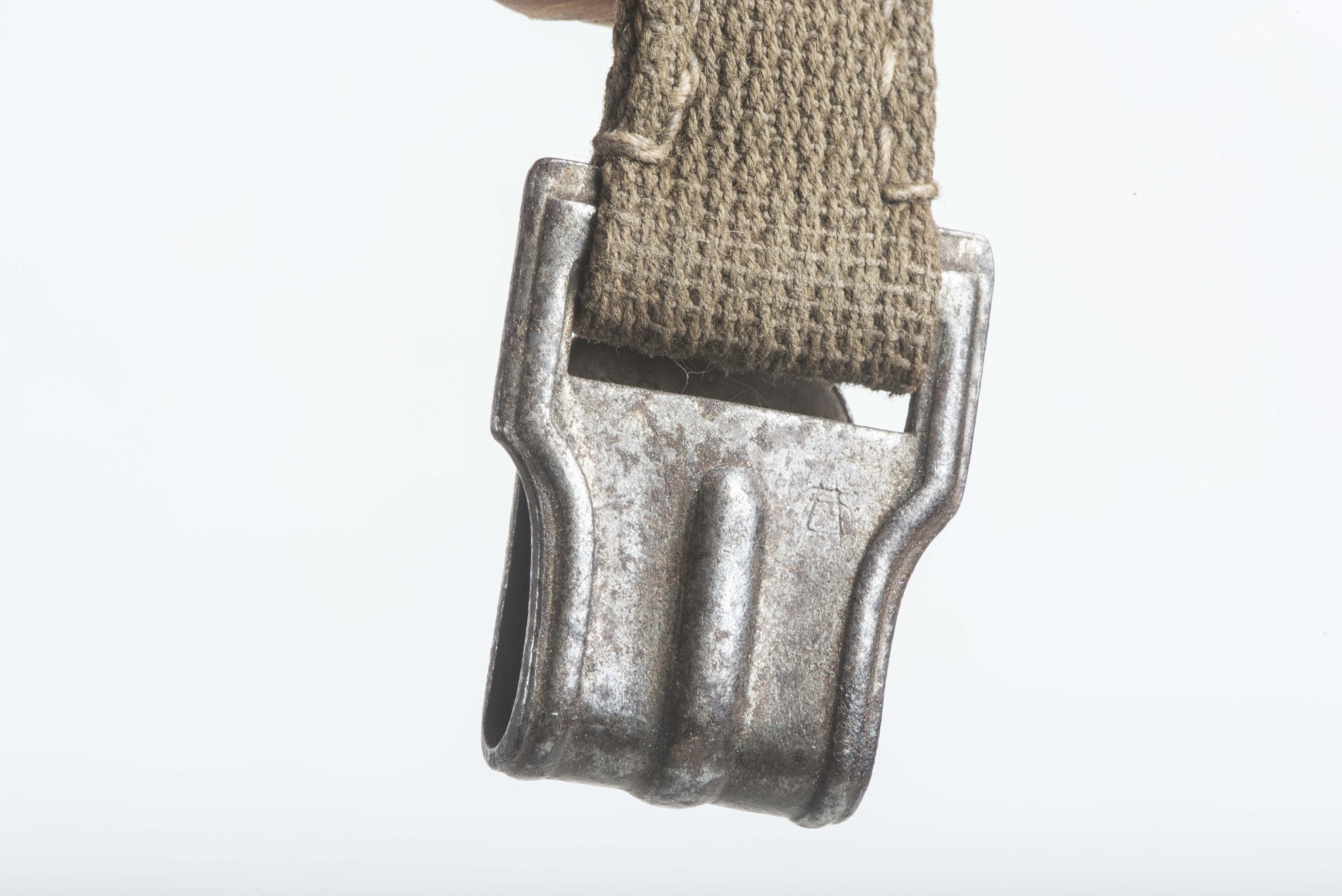 Short gasmask canister strap – fjm44